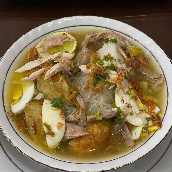 Soto Ayam Kampung Bu Menik: Kelezatan Kuliner - Share English Pare